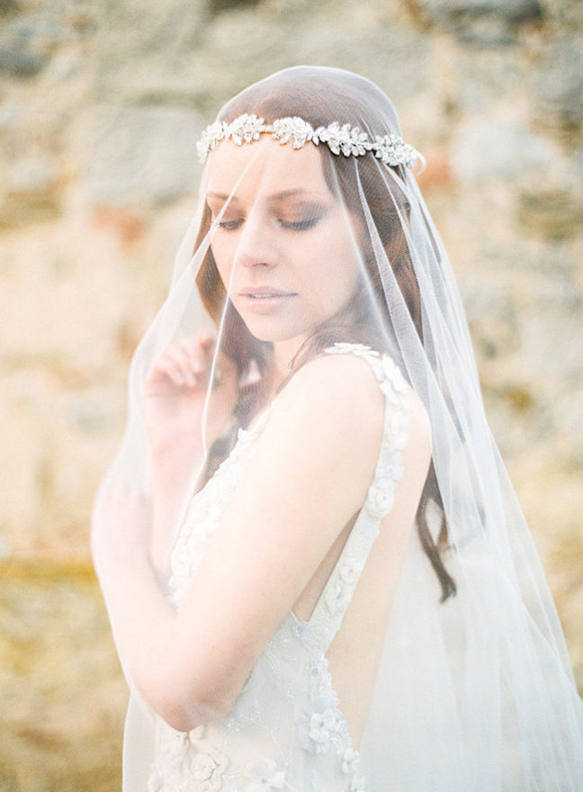 Learn How to Choose A Wedding Veil - All You Need To Know!